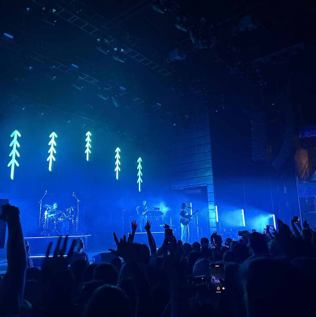 May 06, 2023: Goth Babe / flipturn / Yoke Lore at The Anthem Washington ...