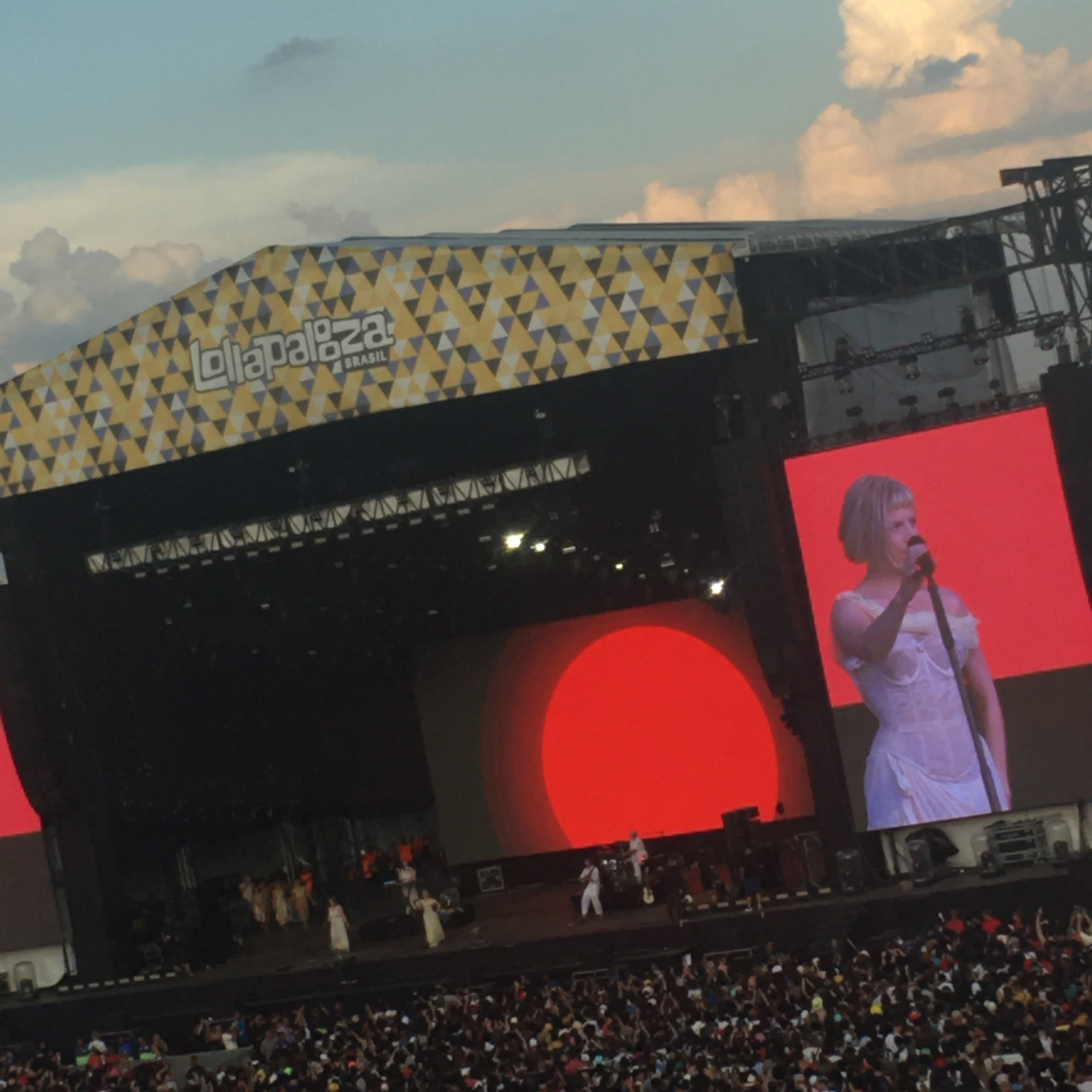 Auróra Concert & Tour History | Concert Archives