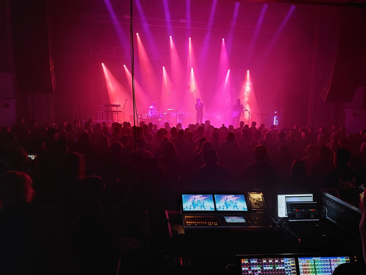 The Midnight Concert & Tour History (Updated for 2023) | Concert Archives