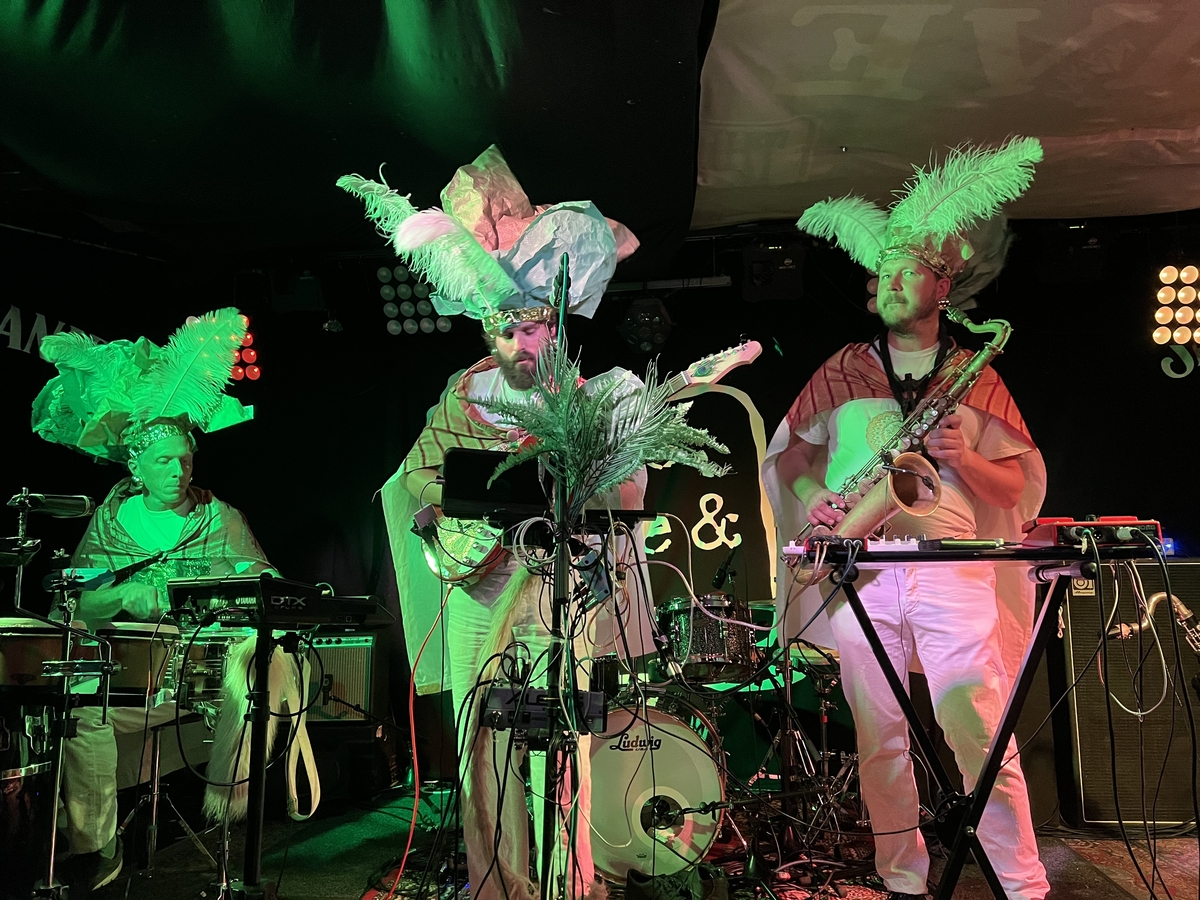 King Lagoon's Flying Swordfish Dance Band Concert & Tour History ...