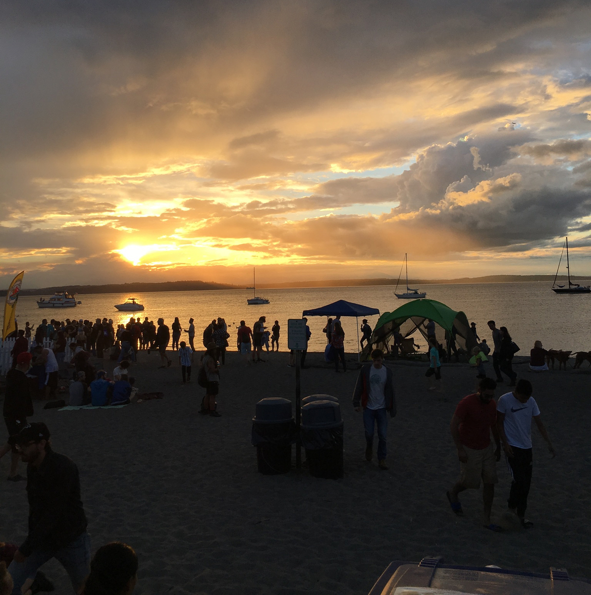 Beach House Concert & Tour History | Concert Archives