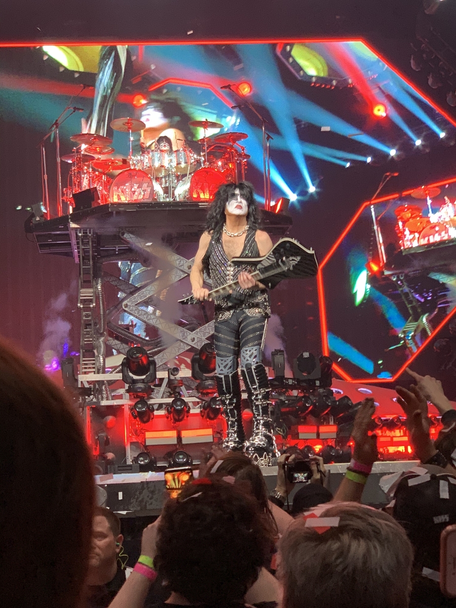 David Lee Roth Concert & Tour History | Concert Archives