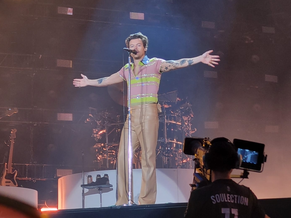 Jun 04, 2023: Harry Styles / Wet Leg at Johan Cruijff ArenA Amsterdam ... Jun 04, 2023: Harry Styles / Wet Leg at Johan Cruijff ArenA Amsterdam ...