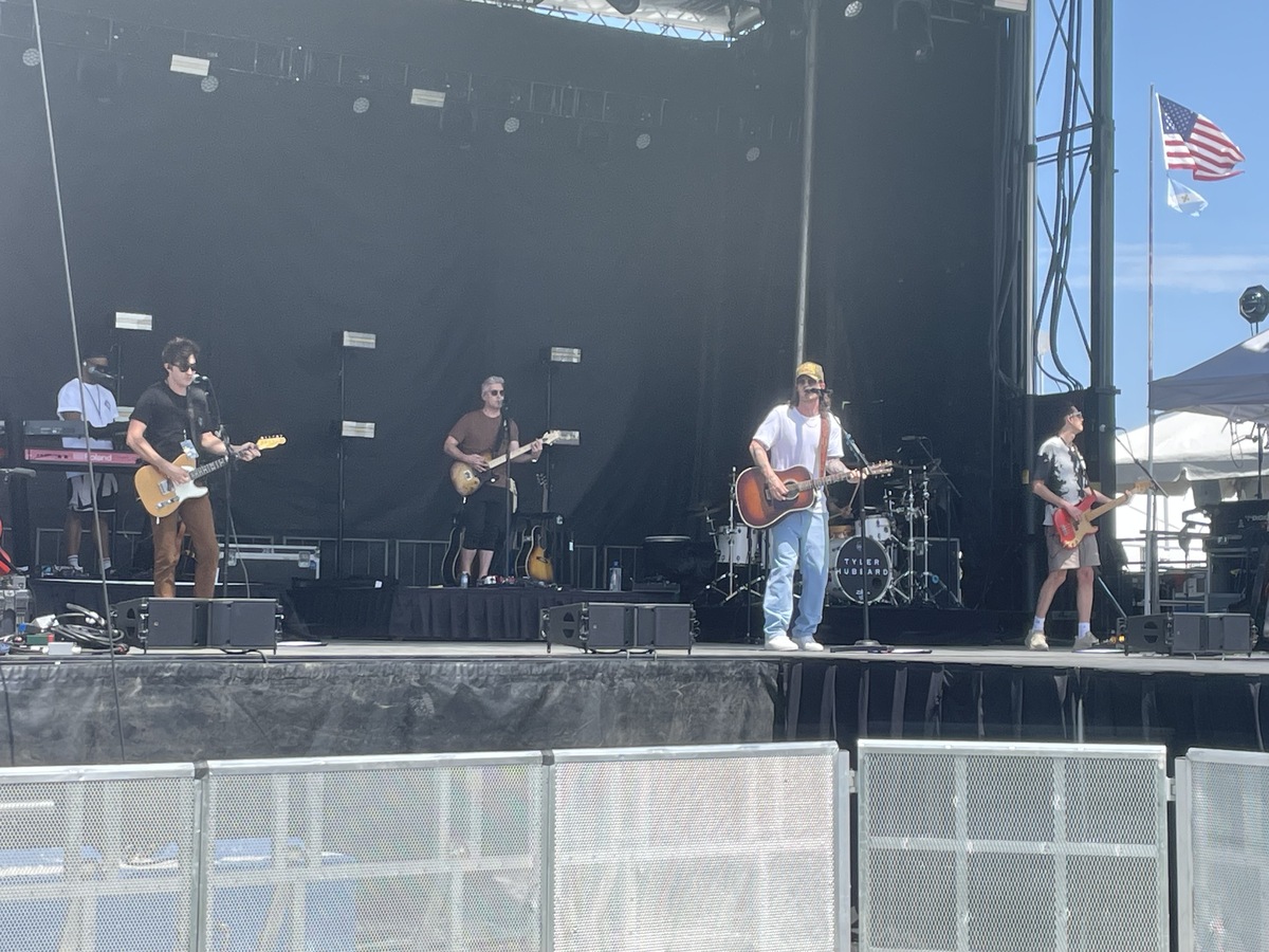 Tyler Hubbard Concert & Tour History (Updated for 2023) | Concert Archives