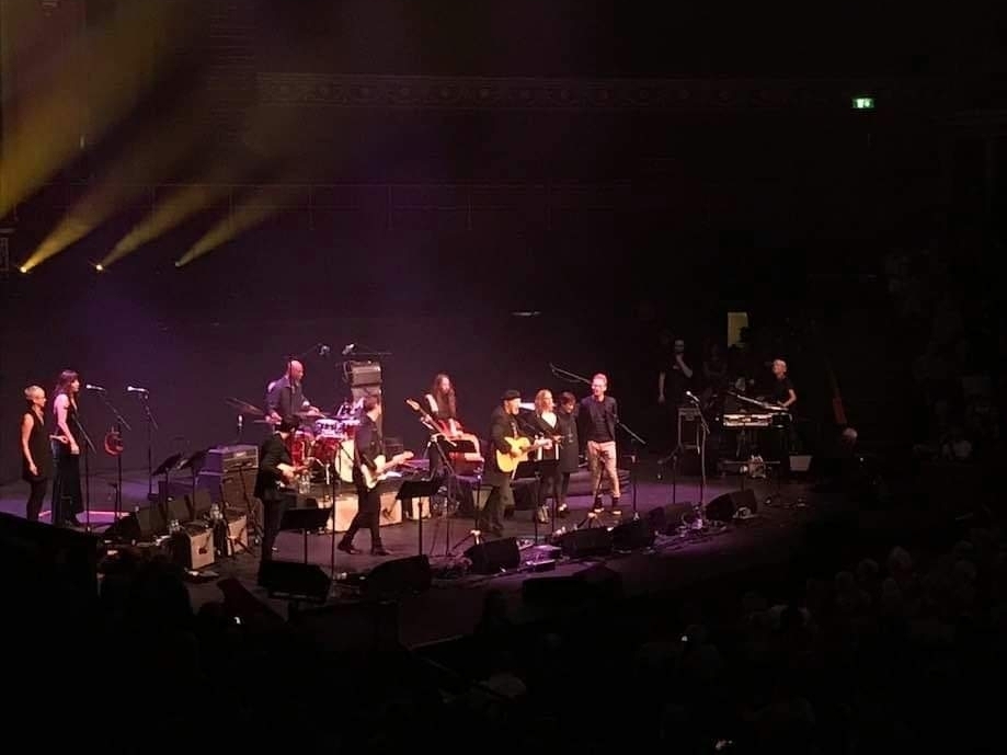 Richard Thompson Concert & Tour History (Updated for 2023) | Concert ...