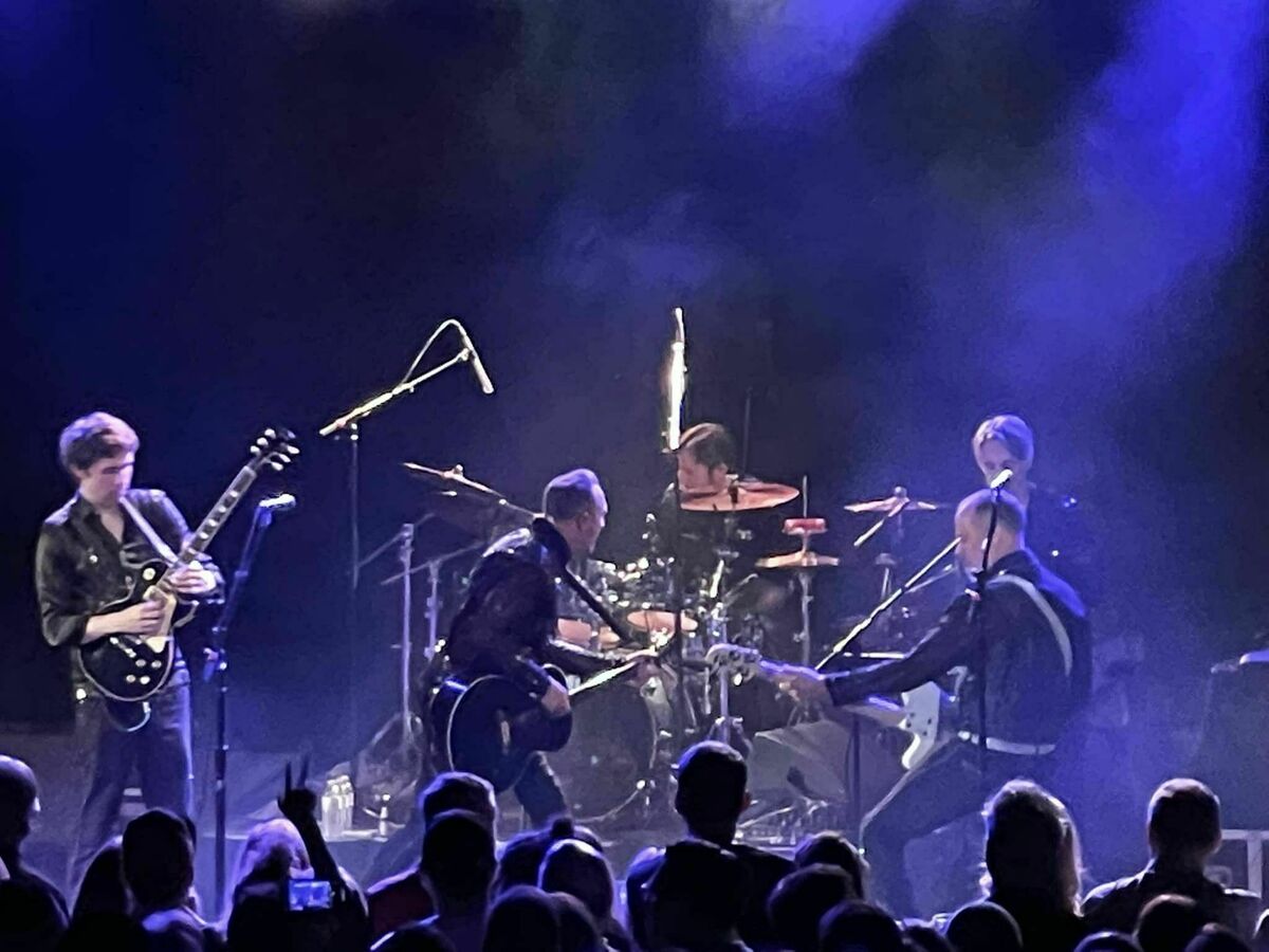 Super Diamond Concert & Tour History (Updated for 2026) | Concert Archives