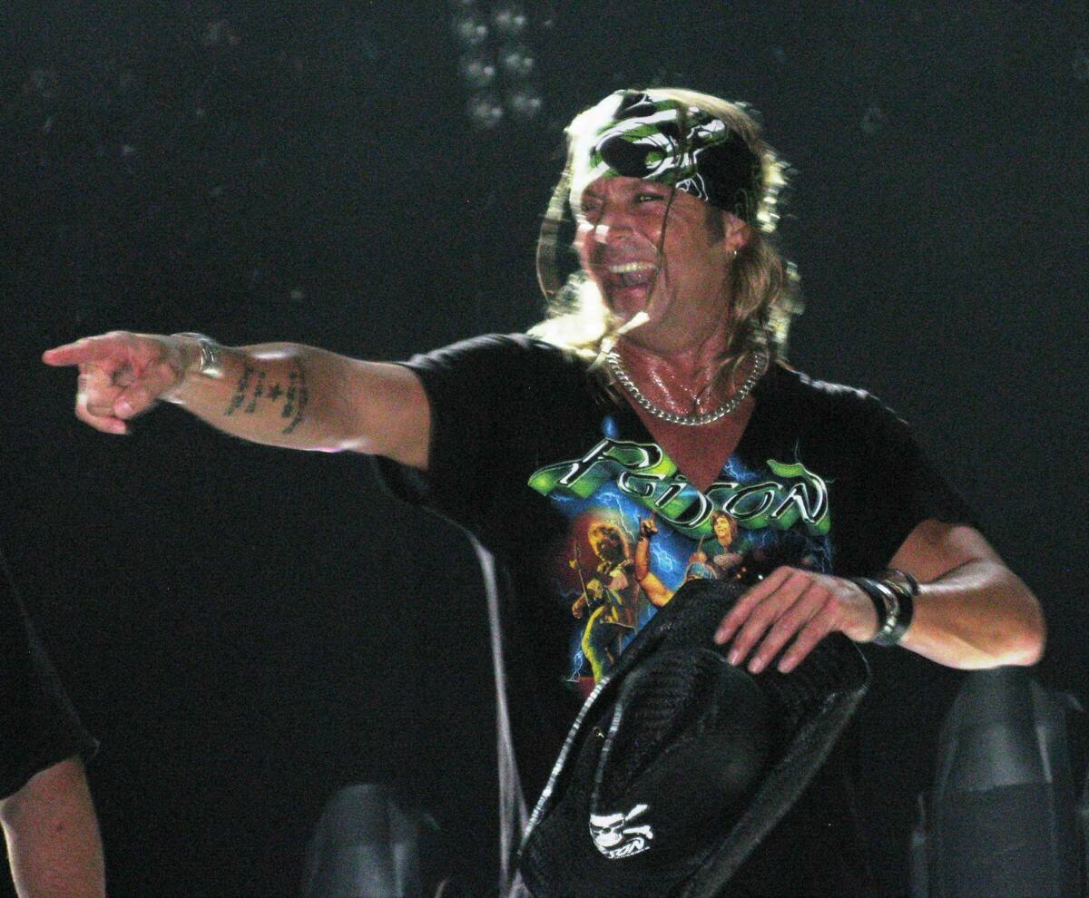 Poison Concert & Tour History (Updated for 2023) | Concert Archives