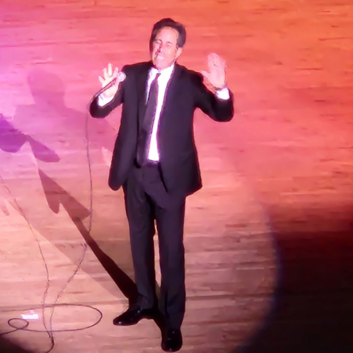 Jerry Seinfeld Concert & Tour History (Updated for 2024) | Concert Archives