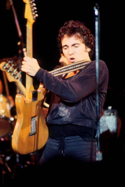 Bruce Springsteen's 1977 Concert & Tour History | Concert Archives