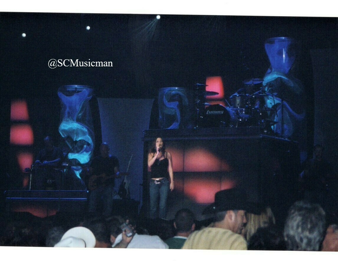 Gretchen Wilson Concert & Tour History | Concert Archives