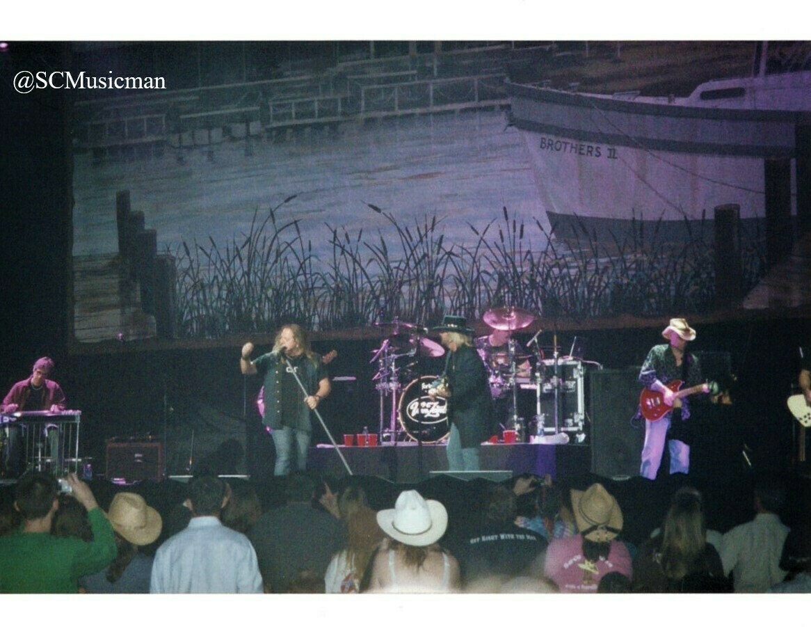 Gretchen Wilson Concert & Tour History | Concert Archives