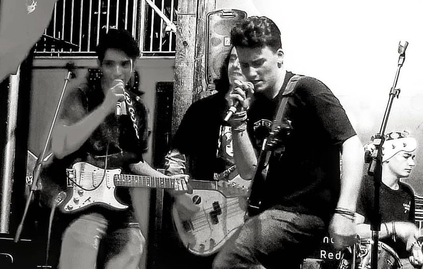 Feb 14, 2020: Comin' Home the Band / The Outlanders at Red Star Rock ...