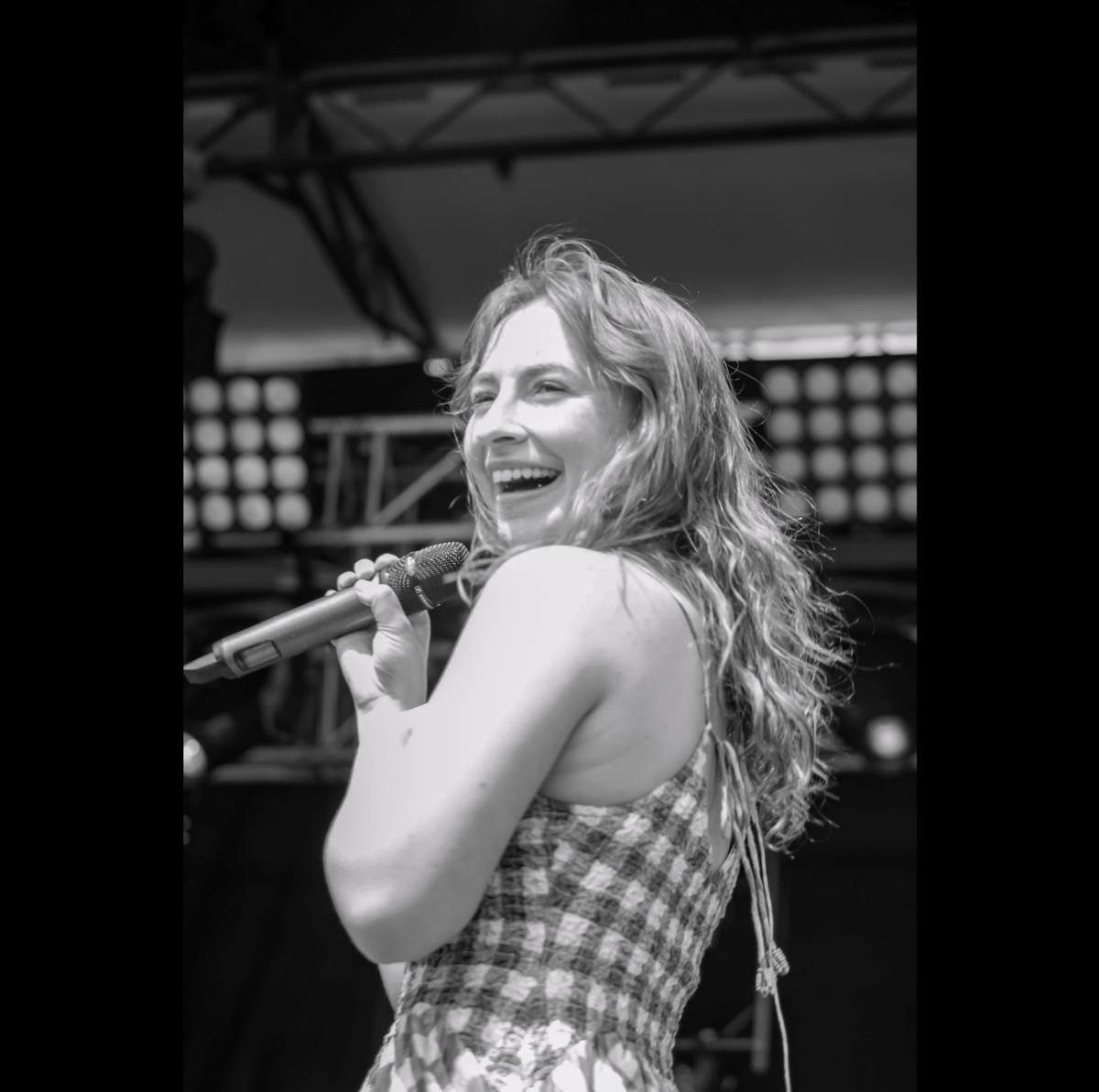 Jun 17, 2023: Devon Cole / Sofia Camara at Spencer Smith Park ...