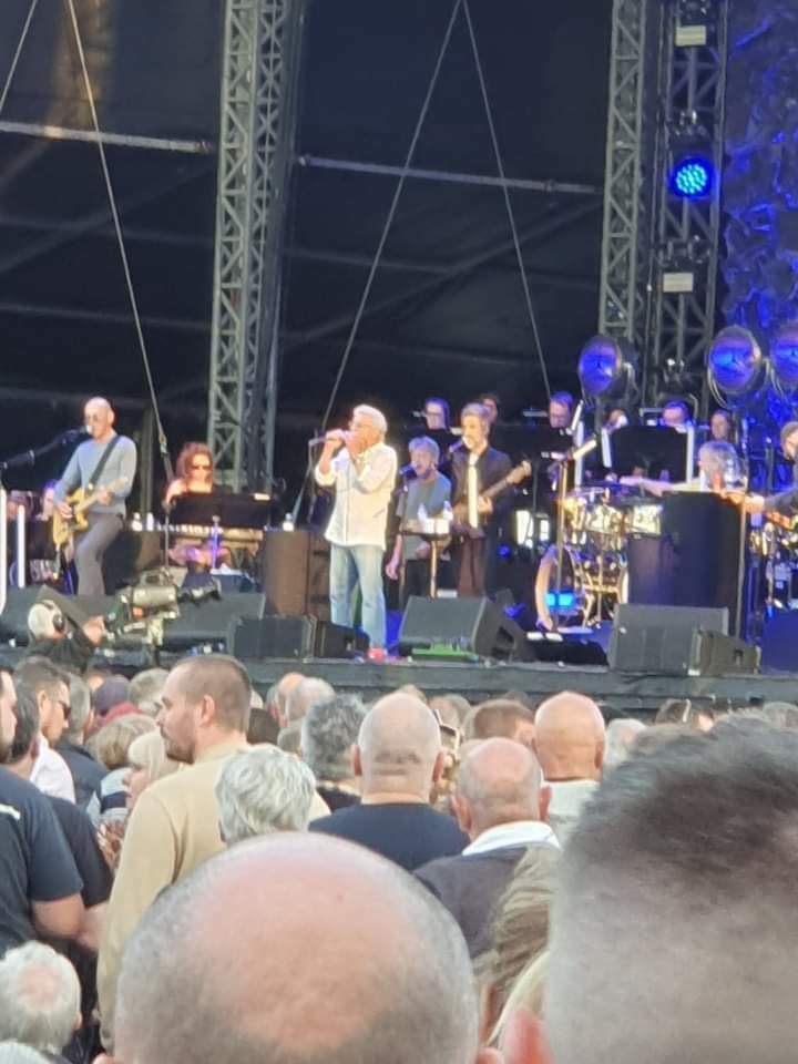 Concert History of Sewell Group Craven Park Stadium Hull, England ...