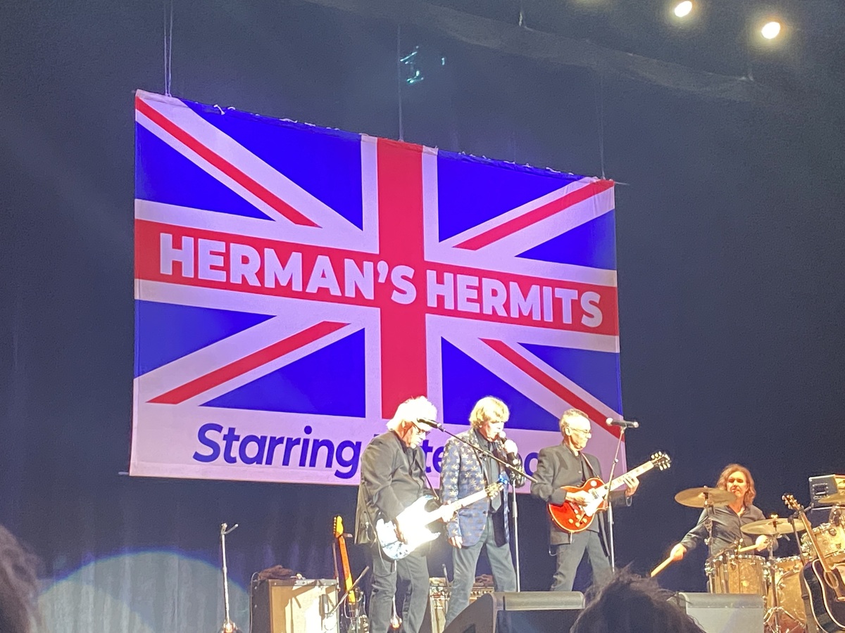 Jul 13, 2023: Herman’s Hermits Starring Peter Noone / the tokens / Al ...