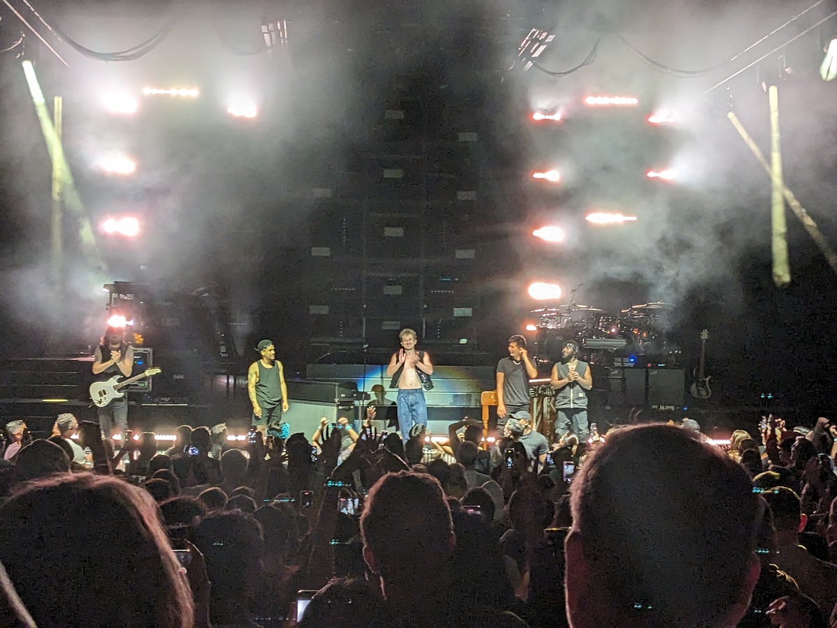 Charlie Puth Concert & Tour History (Updated for 2023) | Concert Archives