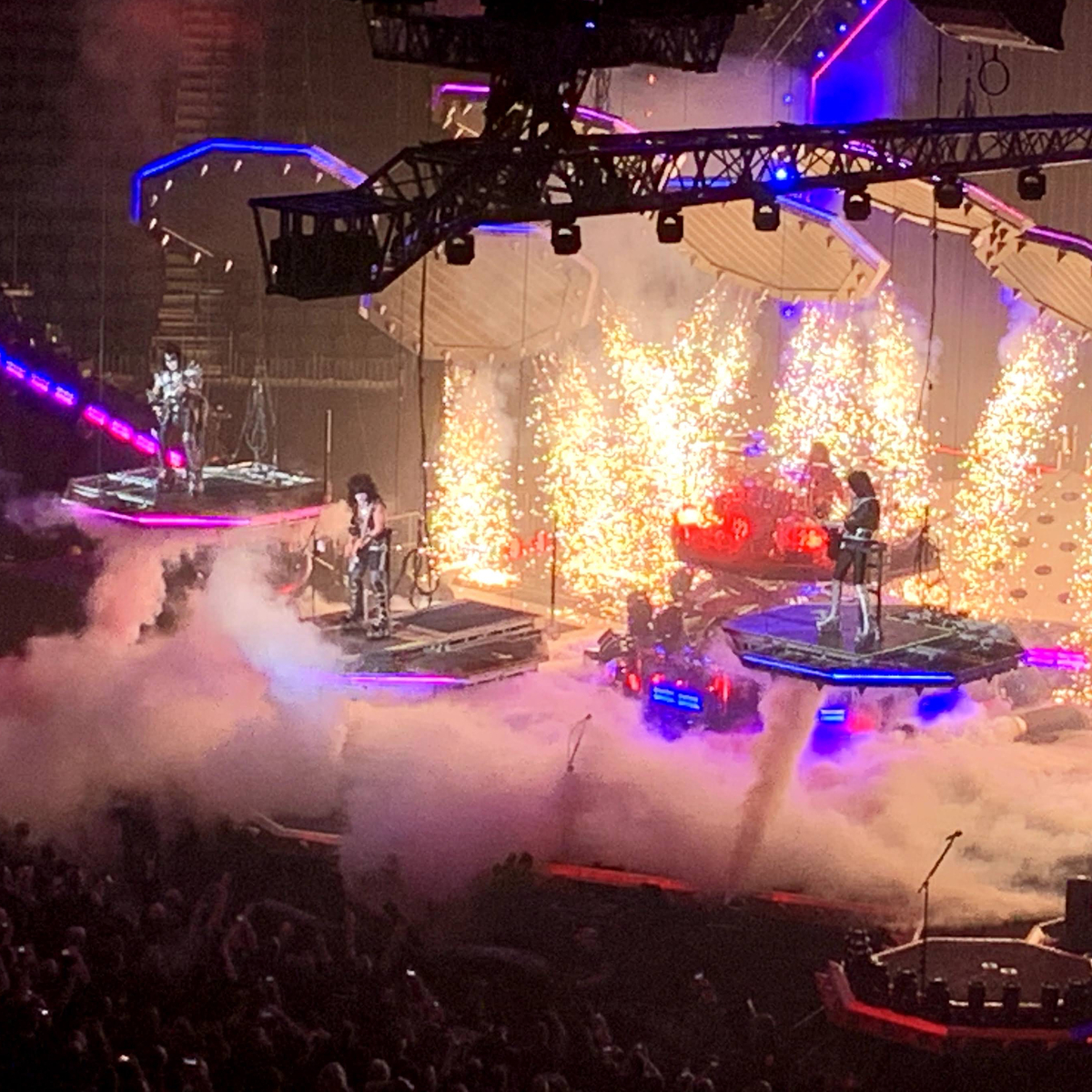 David Lee Roth Concert & Tour History | Concert Archives