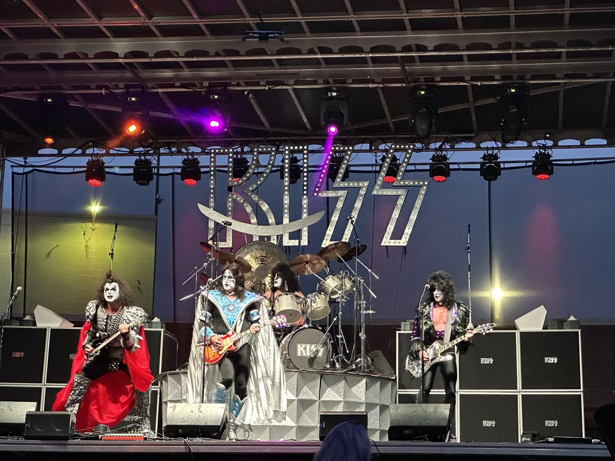 Concert History of Homer Hamilton Amphitheater Knoxville, Tennessee ...