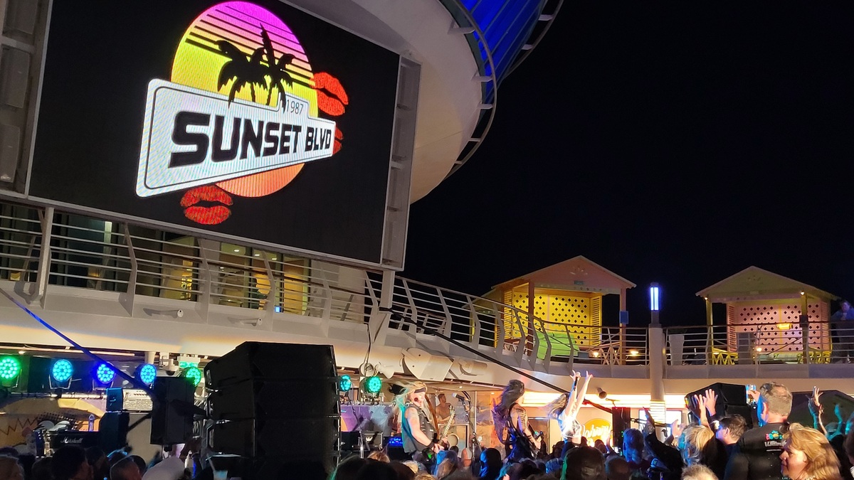 Concert History of Royal Caribbean Cruise Line - Navigator Of The Seas ...