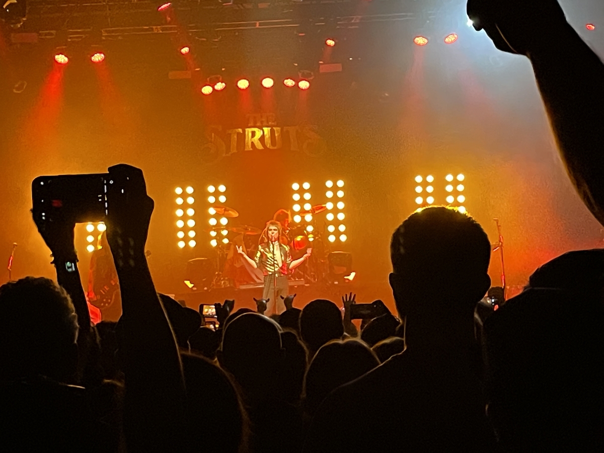 Jul 22, 2023: The Struts / Mac Saturn at The Fillmore Philadelphia ...