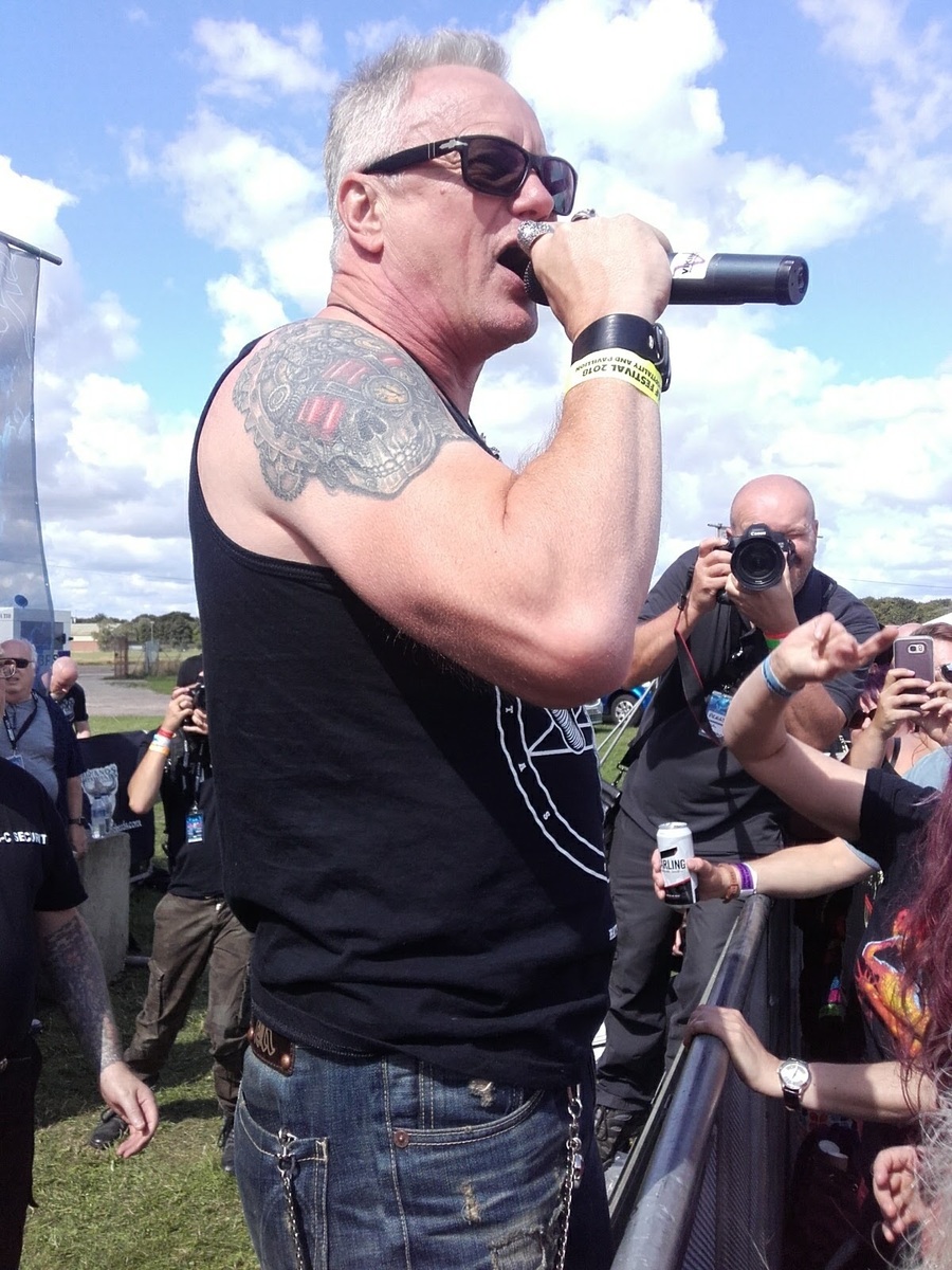 Skid Row, The Quireboys, Wolfsbane, Graham Bonett band, Anvil, hand Of ...