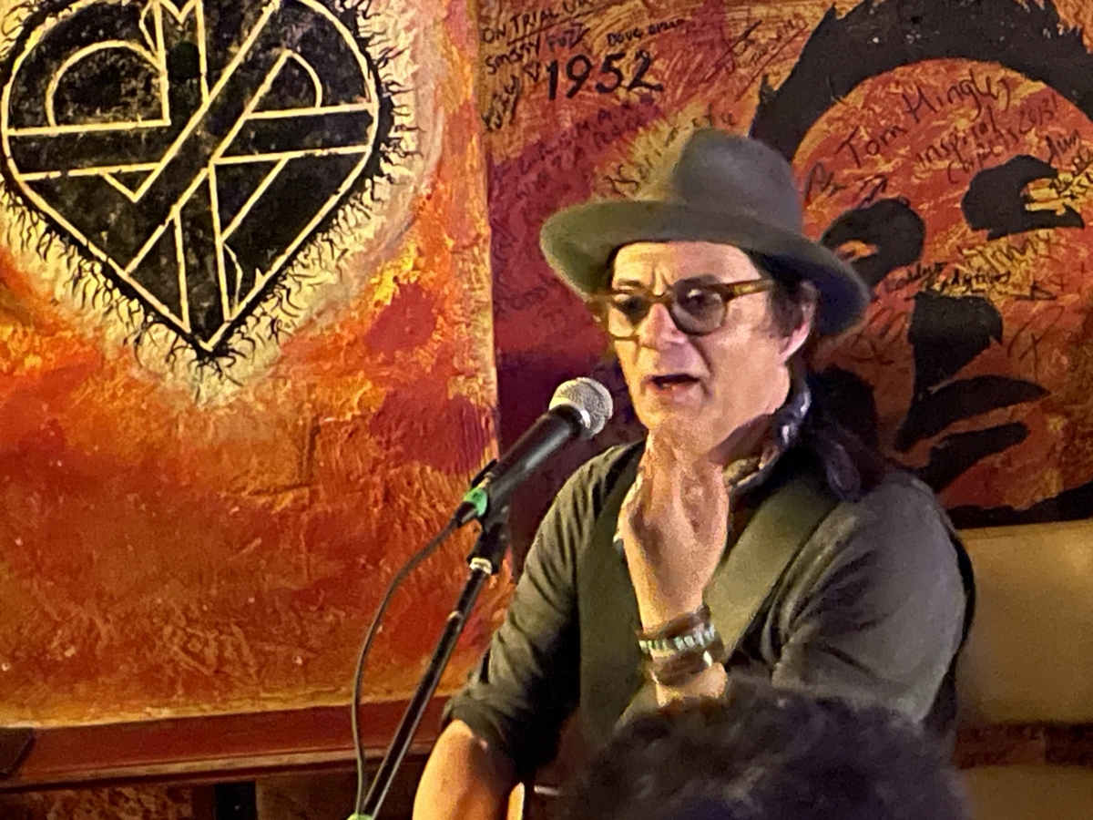 Mick Rossi Concert & Tour History | Concert Archives