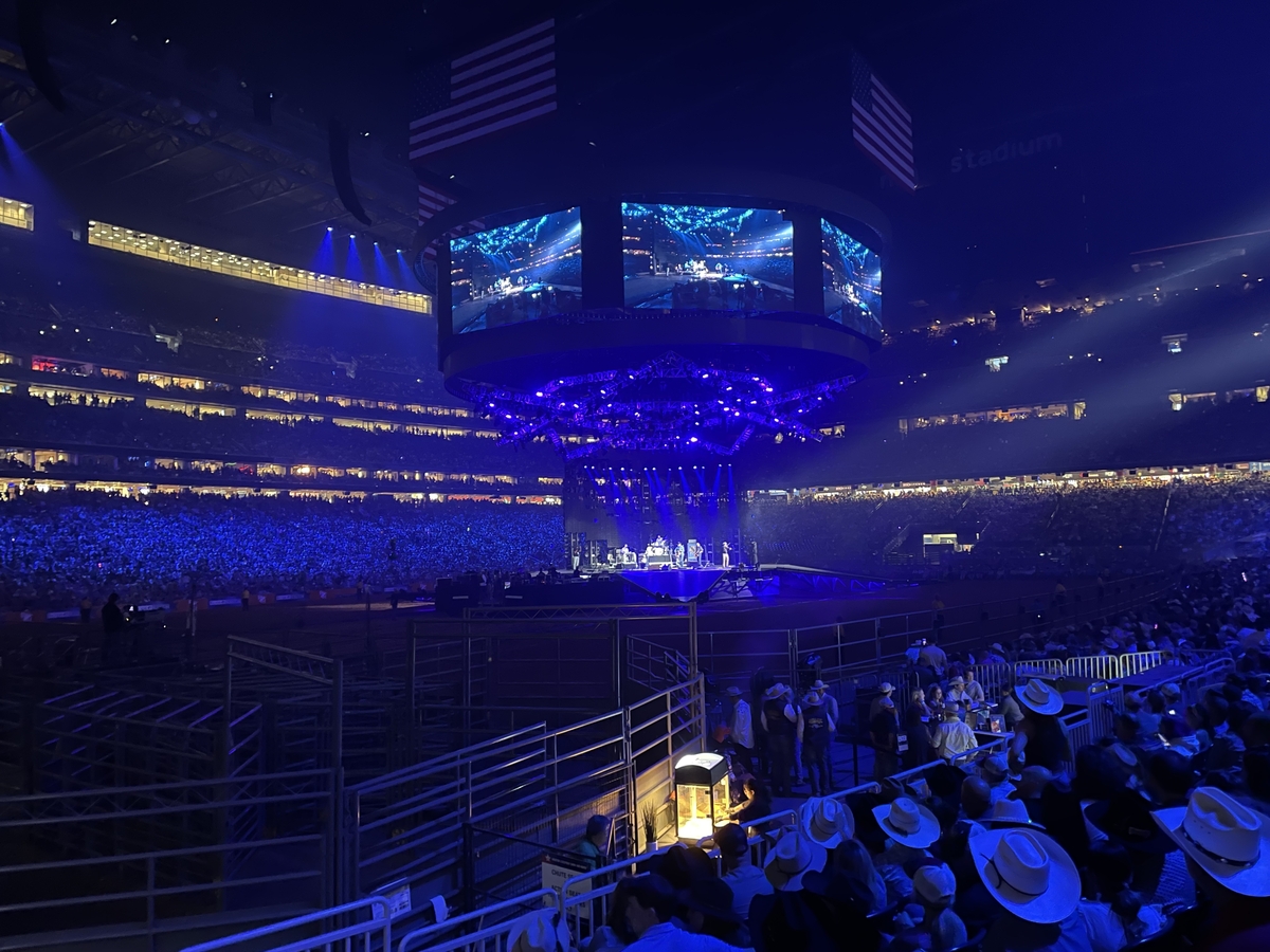 Houston Reliant Stadium Concert