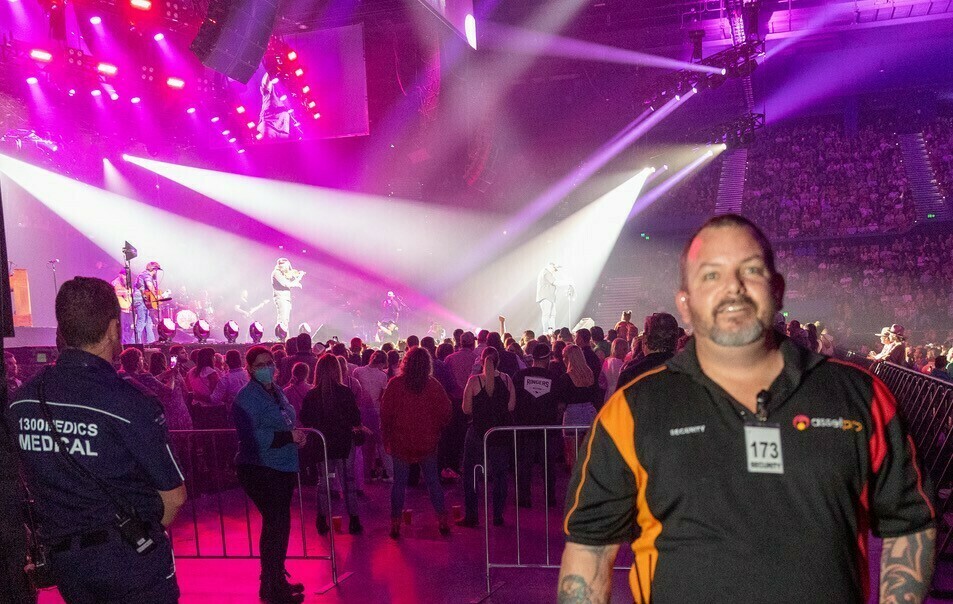 Aug 11, 2023: Luke Combs / Cody Johnson / Lane Pittman at Brisbane ...