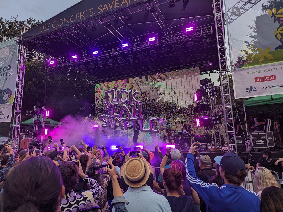 Concert History of Woodland Park Zoo Amphitheater Seattle, Washington ...