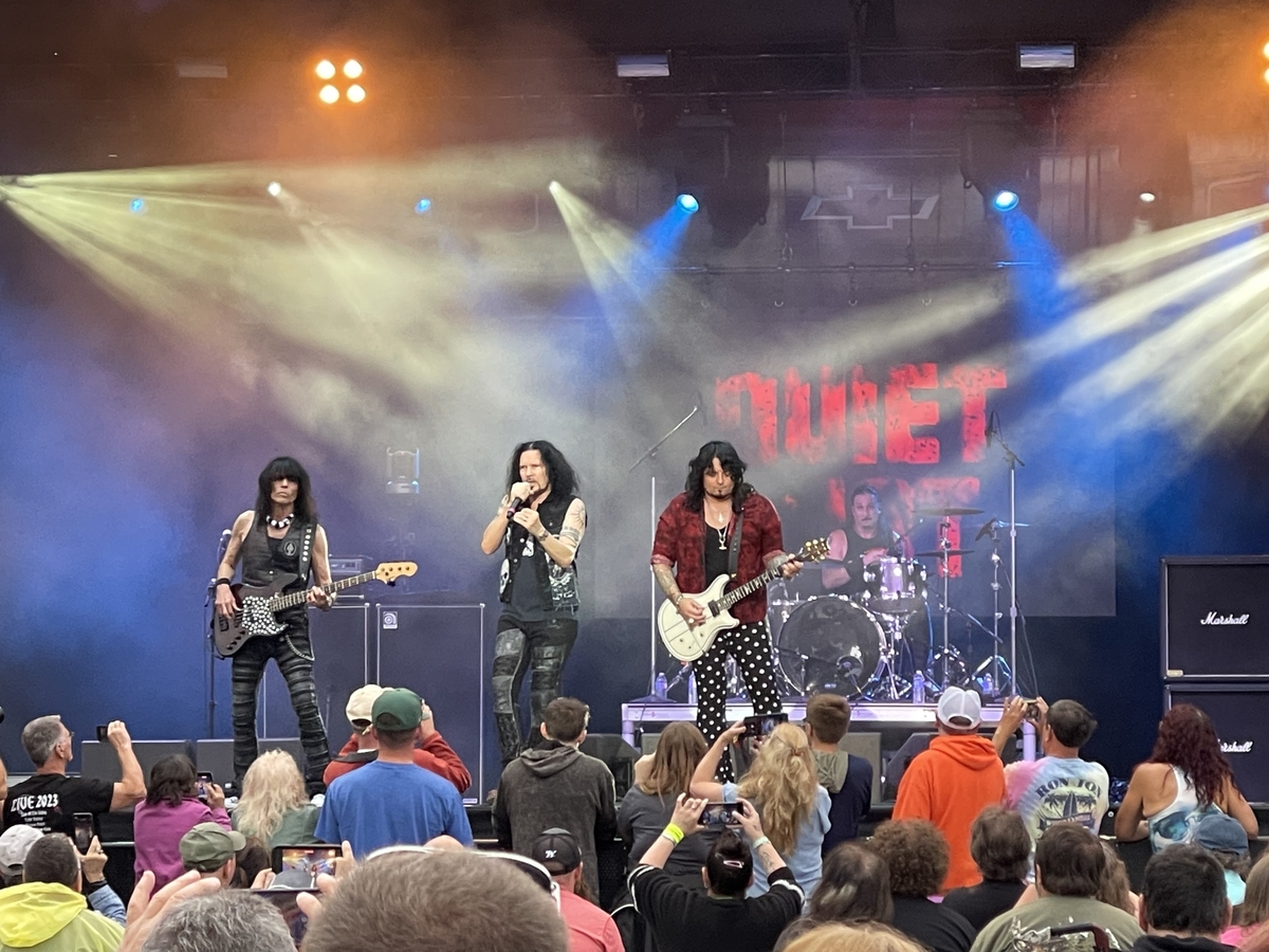 Quiet Riot Concert & Tour History (Updated for 2023 - 2024) | Concert ...