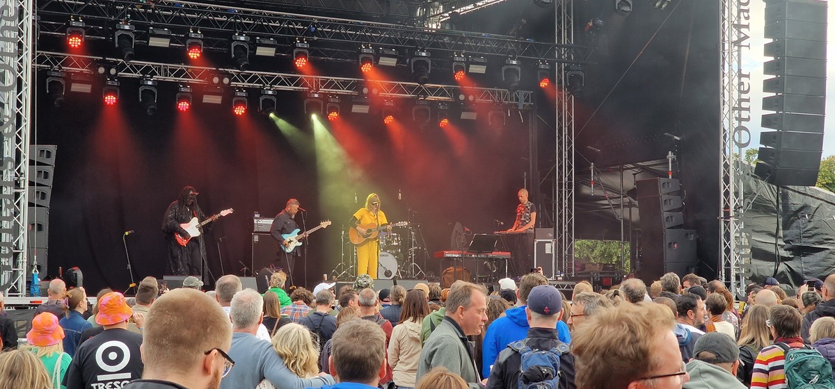 Mona Yim Concert & Tour History | Concert Archives