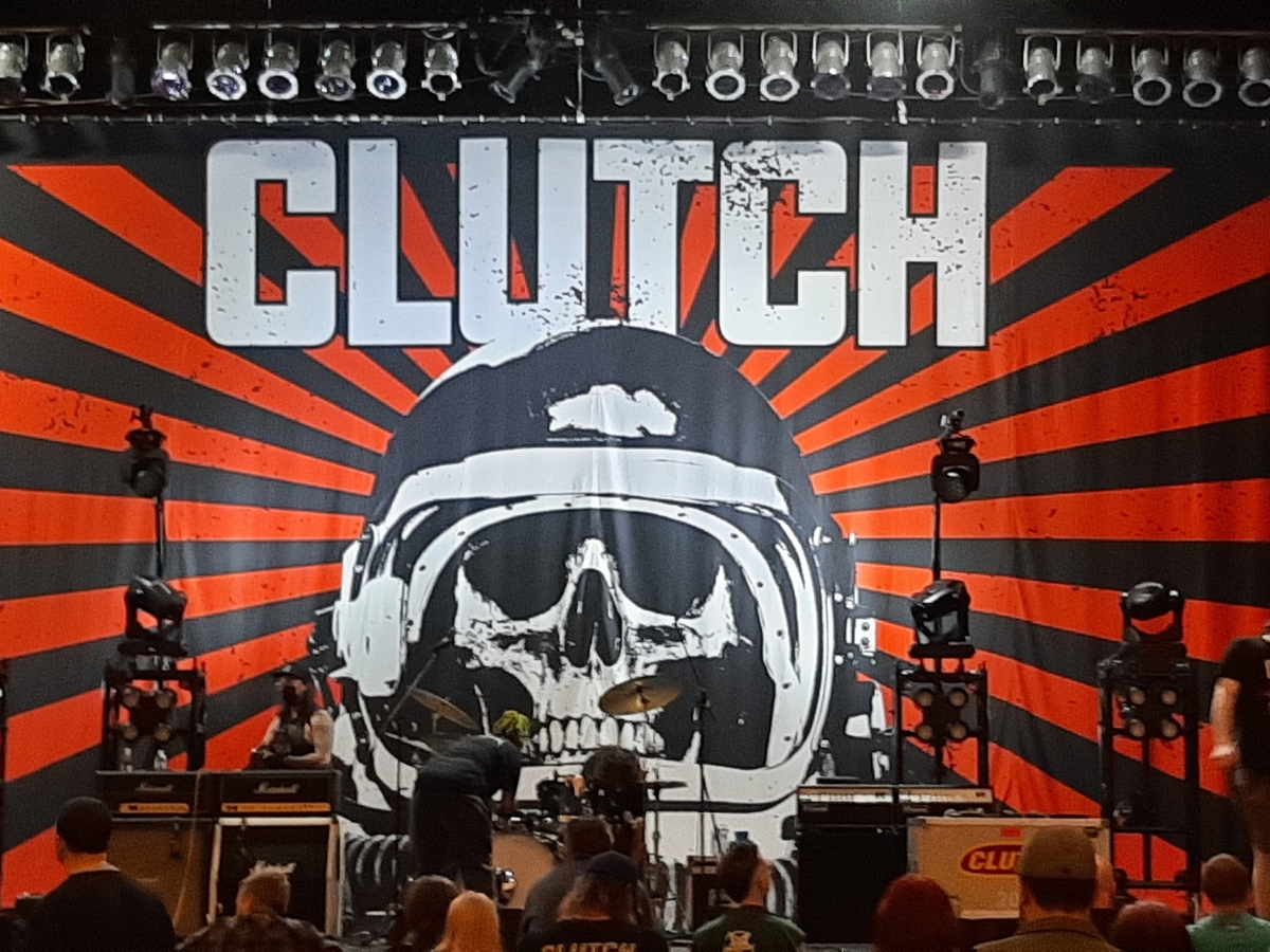 Clutch Earth Rocker Wallpaper