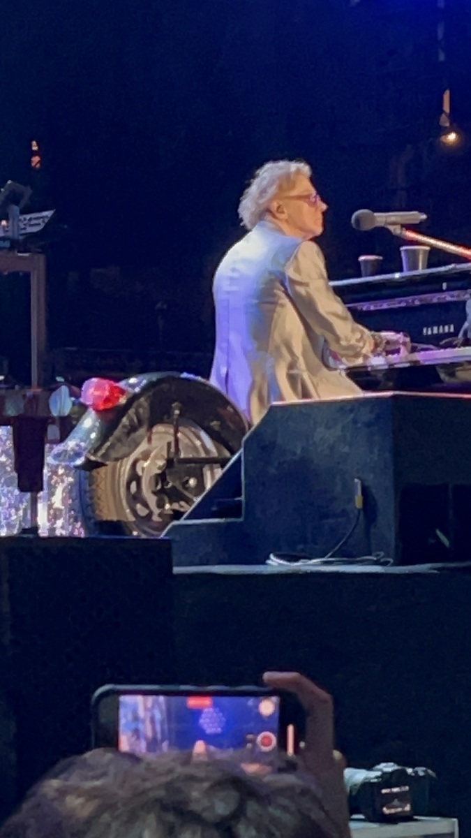 Sep 23, 2023: Guns N' Roses / Alice In Chains at Kauffman Stadium ...