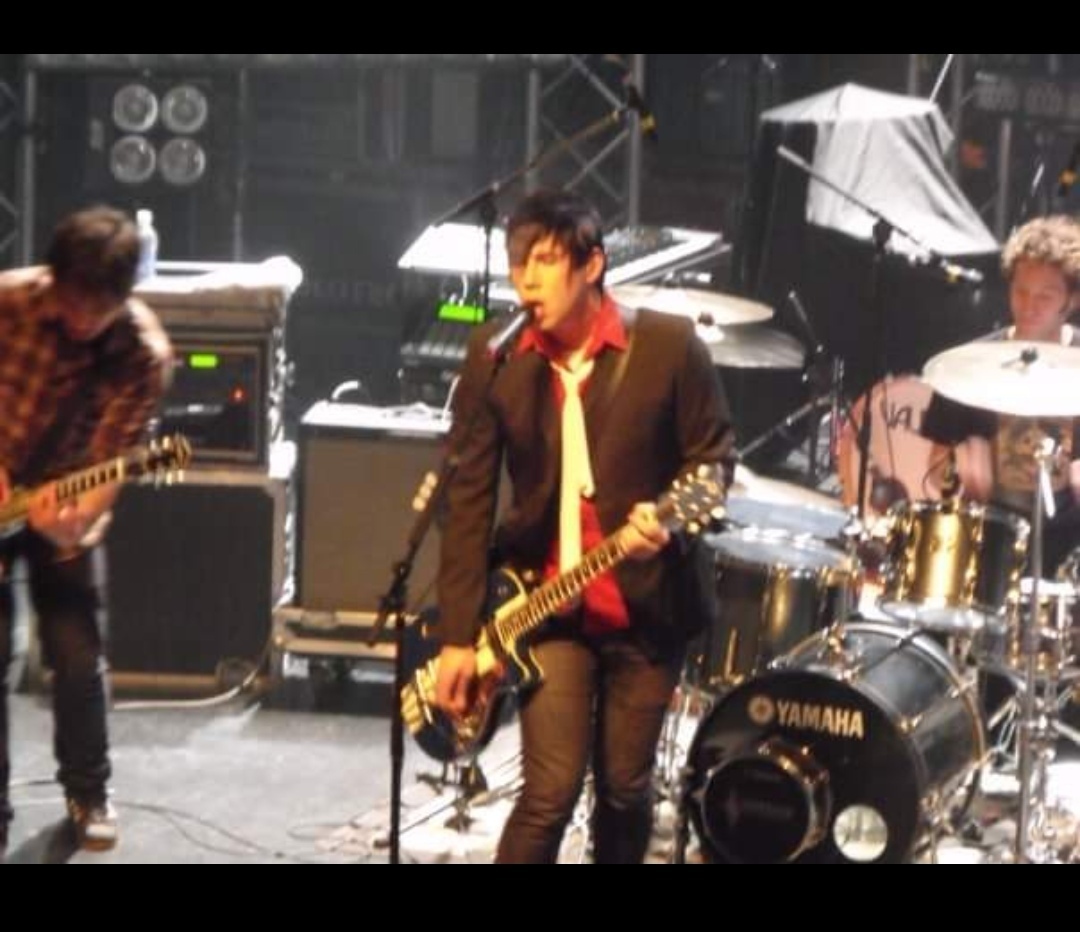 Oct 20, 2009: Mariana's Trench | The New Cities | Carly Ray Jepson ...