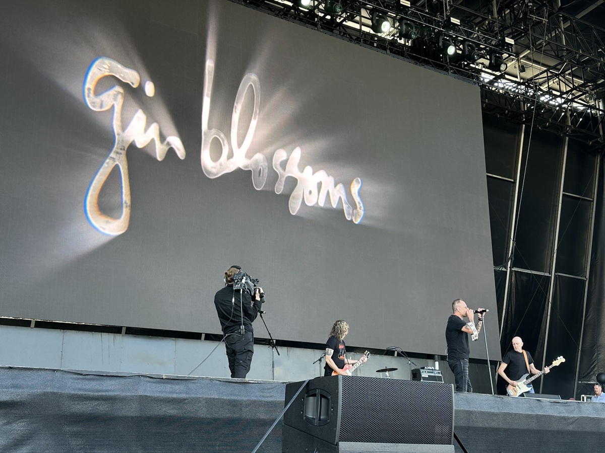 Dispatch Concert Photos | Concert Archives