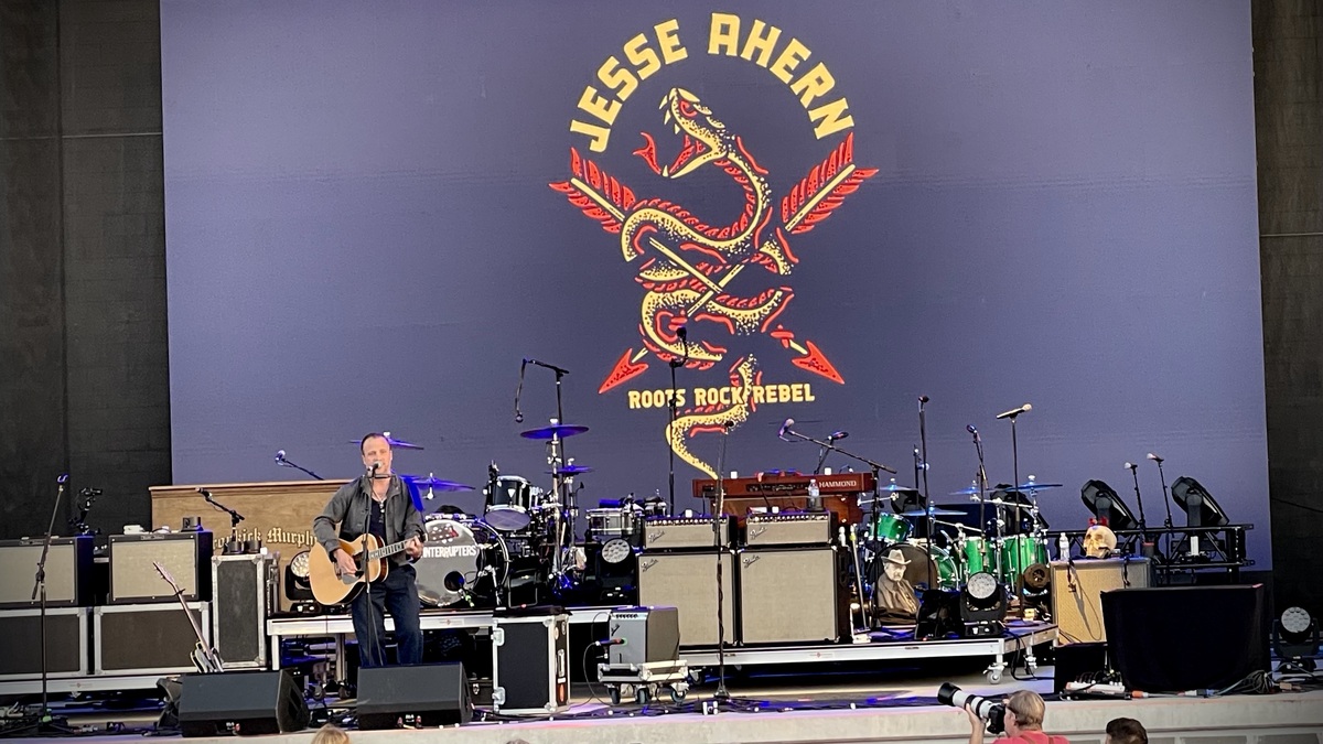 Concert History of The Astro Amphitheater La Vista, Nebraska, United ...