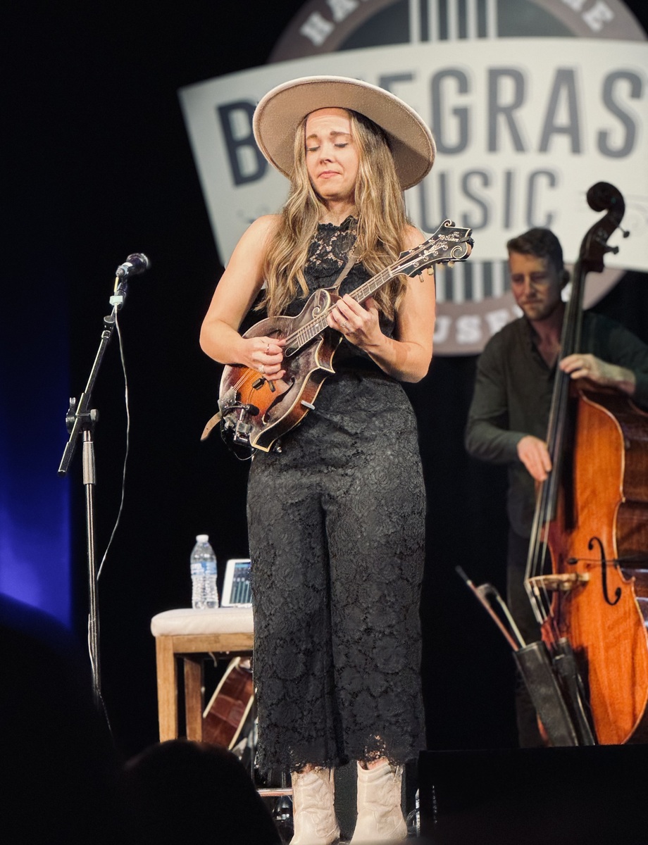 Sierra Hull Concert & Tour History (Updated for 2024) | Concert Archives