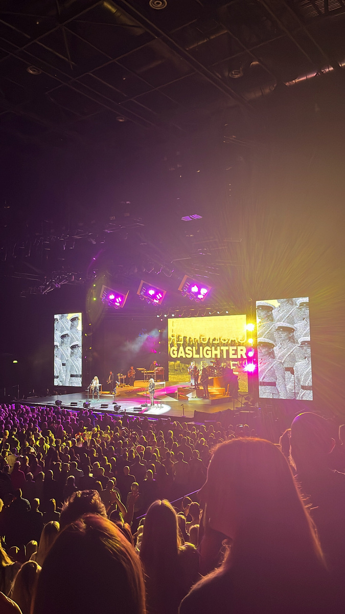 The Chicks (fka Dixie Chicks) Concert & Tour History (Updated for 2023 ...