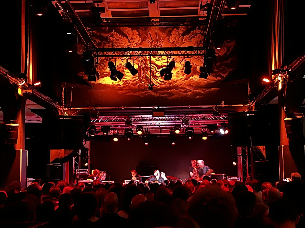 Swans Concert & Tour History (Updated for 2024) | Concert Archives