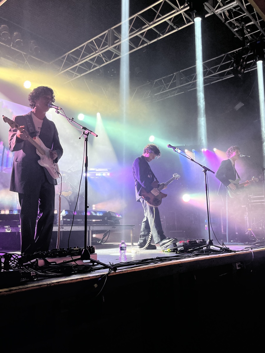 Vacations Concert Photos | Concert Archives