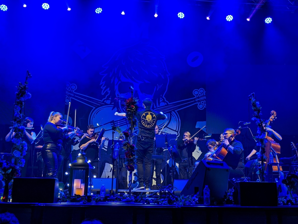 Oct 22, 2023: Emo Orchestra / Hawthorne Heights at Roxian Theatre ...