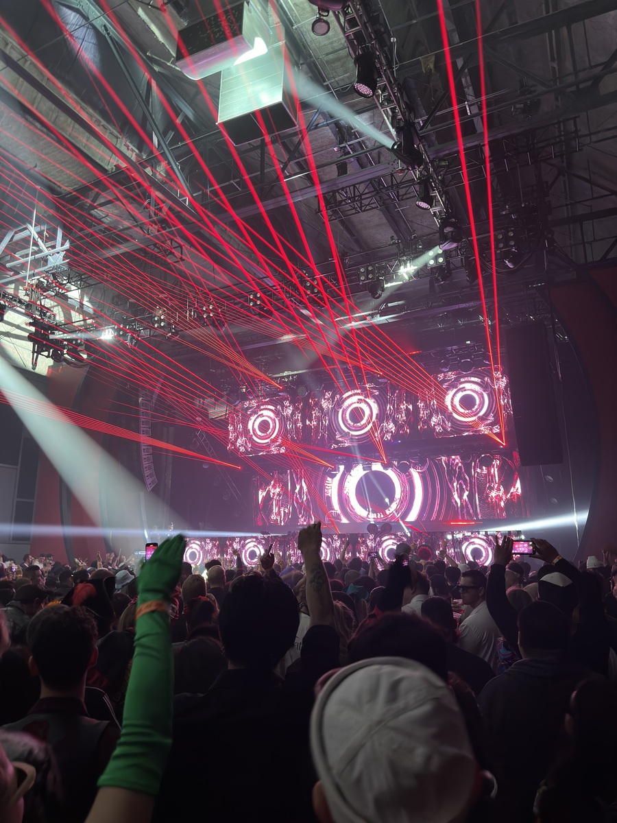 Concert History of Radius Chicago, Illinois, United States (Updated for ...