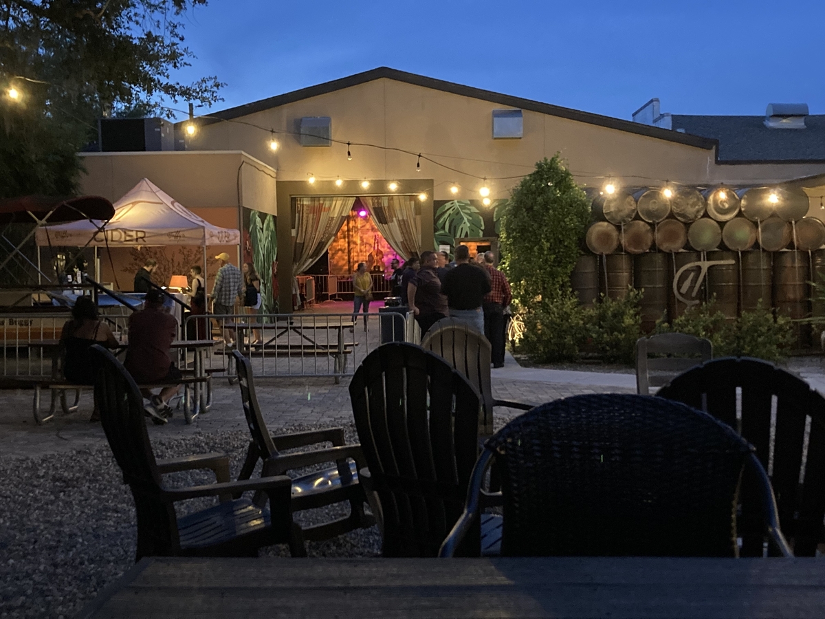 Oct 22, 2023: Amanda Shires / Cat Ridgeway at Tuffy's Music Box Sanford ...