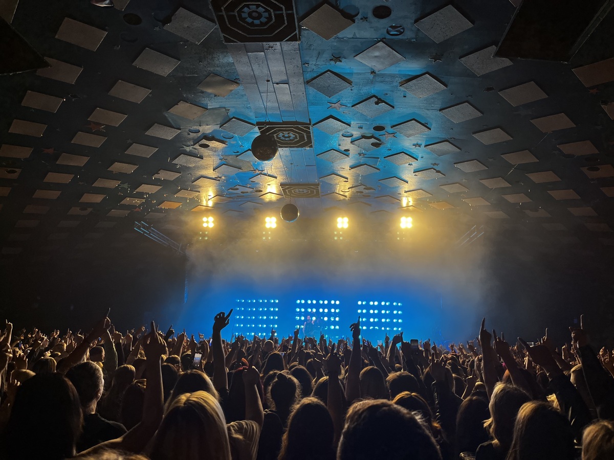 Nov 08, 2023: McFly / LostAlone / Kerr Mercer at Barrowland Ballroom ...
