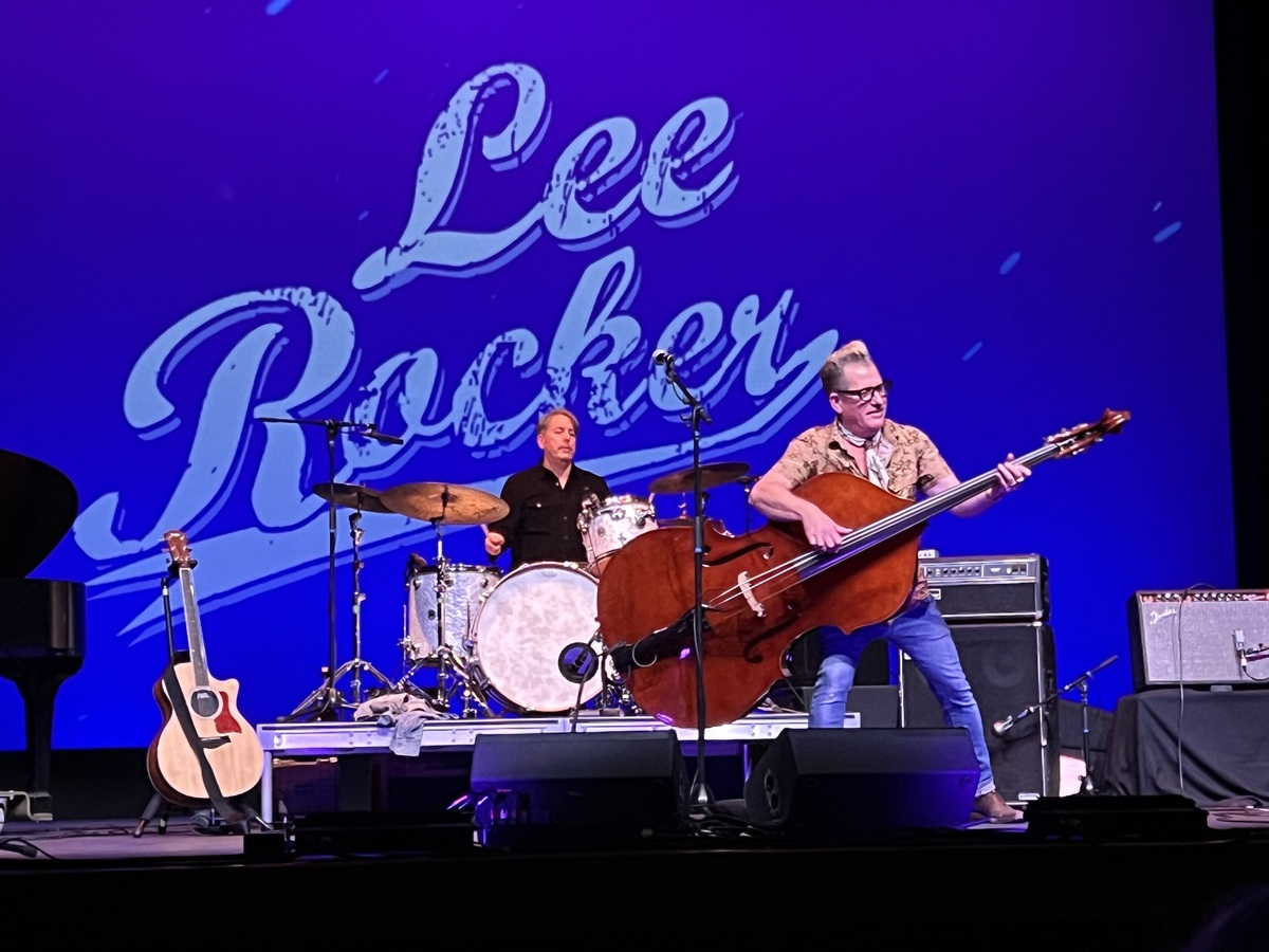 Lee Rocker Concert & Tour History (Updated for 2024) | Concert Archives