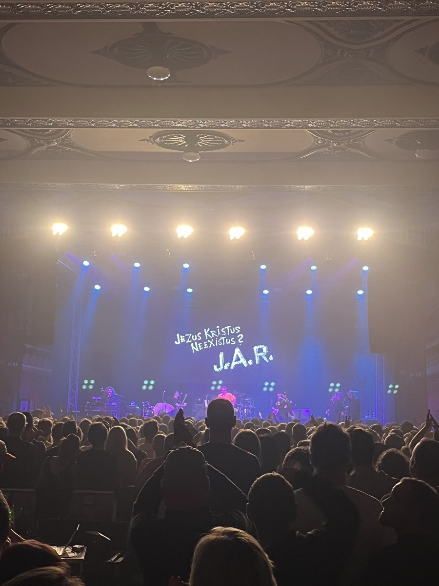 Concert History of Lucerna Velký sál Prague, Hlavní město Praha ...