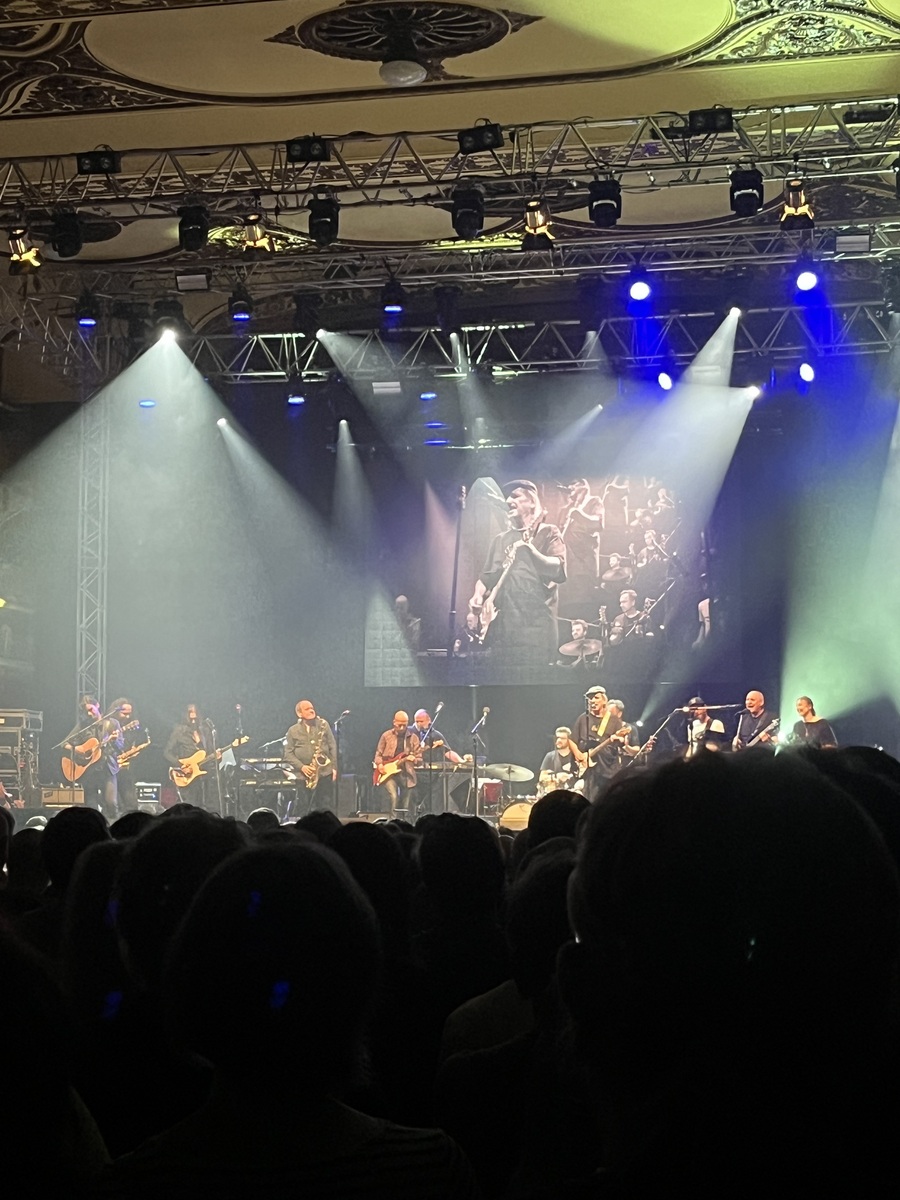 Concert History of Lucerna Velký sál Prague, Hlavní město Praha ...