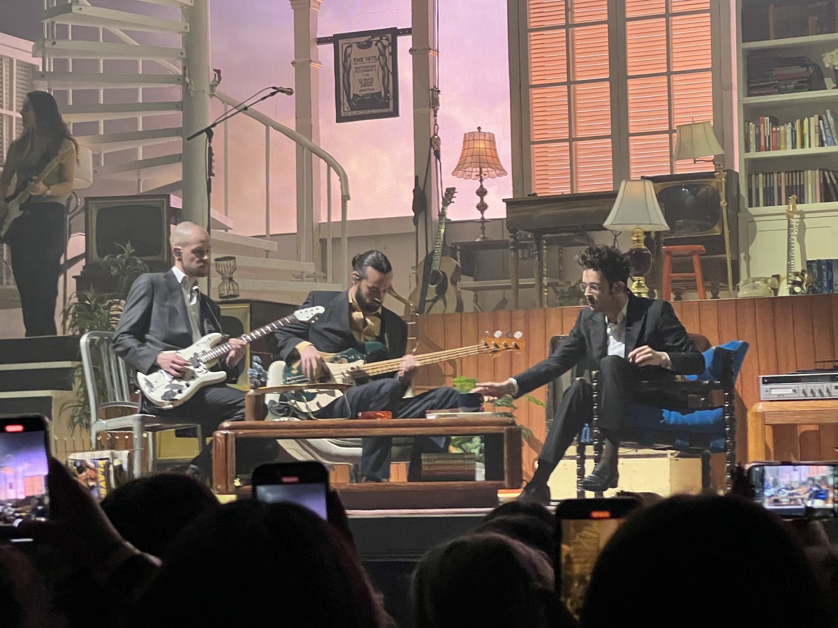 The 1975 Concert & Tour History (Updated for 2023 - 2024) | Concert ...