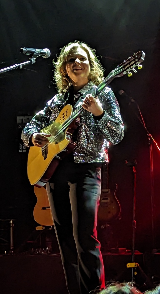 Emma Peters Concert & Tour History (Updated for 2025) | Concert Archives