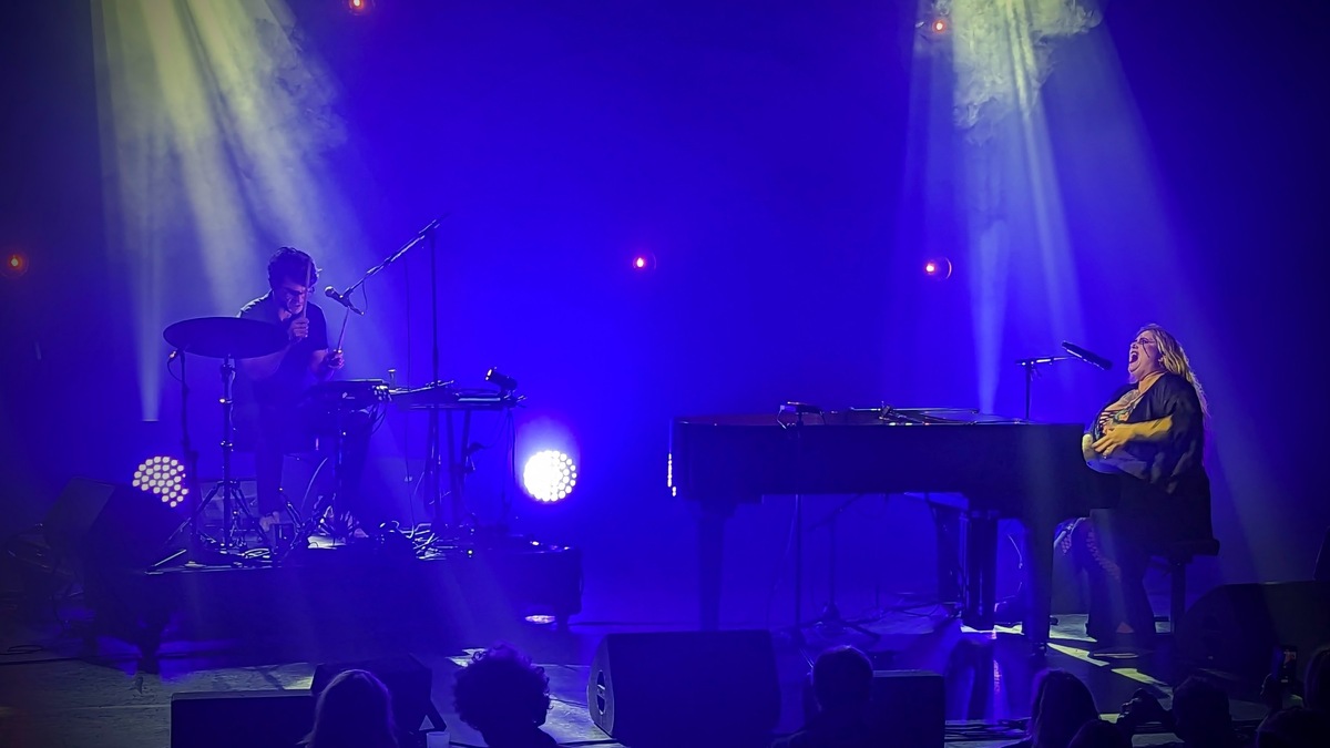 Sarah McCoy Concert & Tour History (Updated for 2025) | Concert Archives